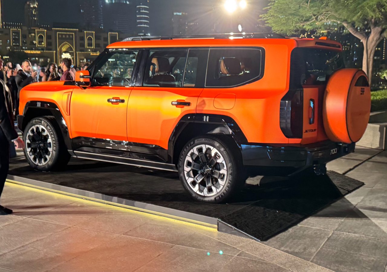 Jetour G700 Shakes Up Dubai The Hybrid SUV Redefining Luxury and Adventure